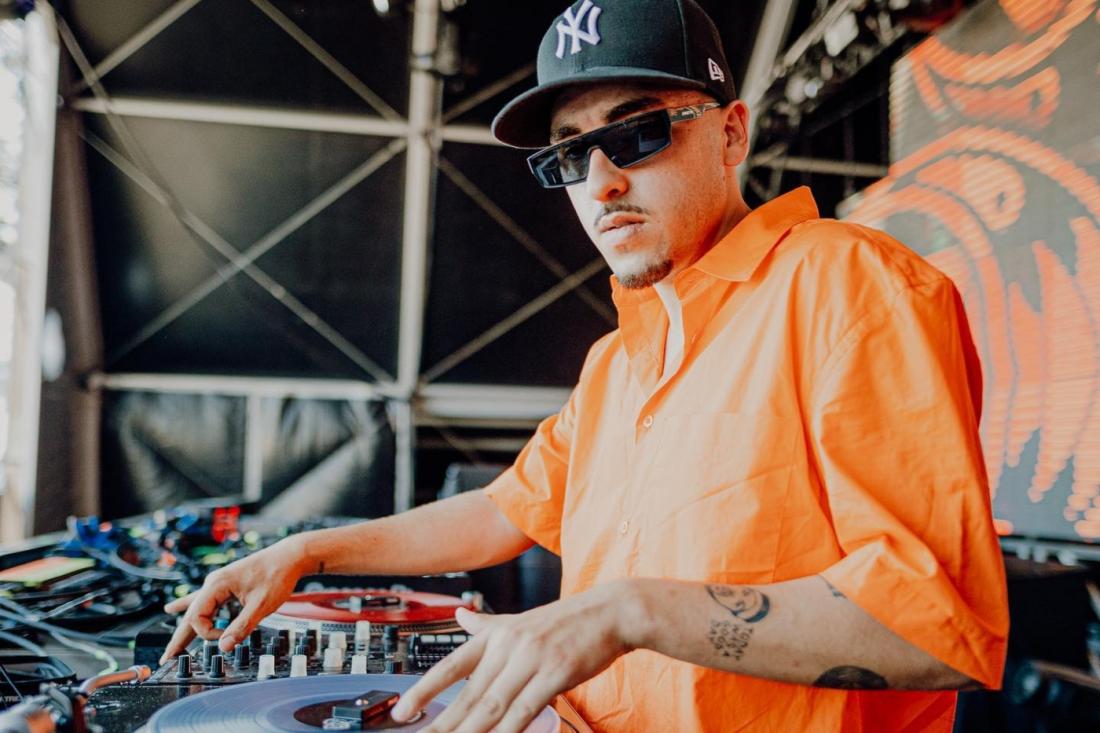 DJ Fiffty diz-se inocente e nega acusação de abuso sexual - Rádio Vizela